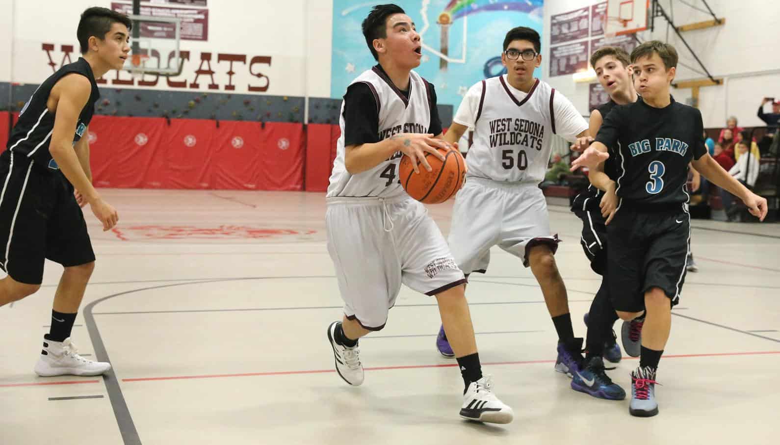 Coyotes sweep season series from Wildcats - Sedona Red Rock News