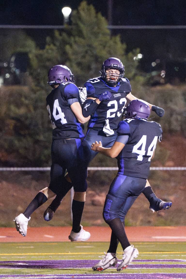 Scorpion football team comes back home - Sedona Red Rock News